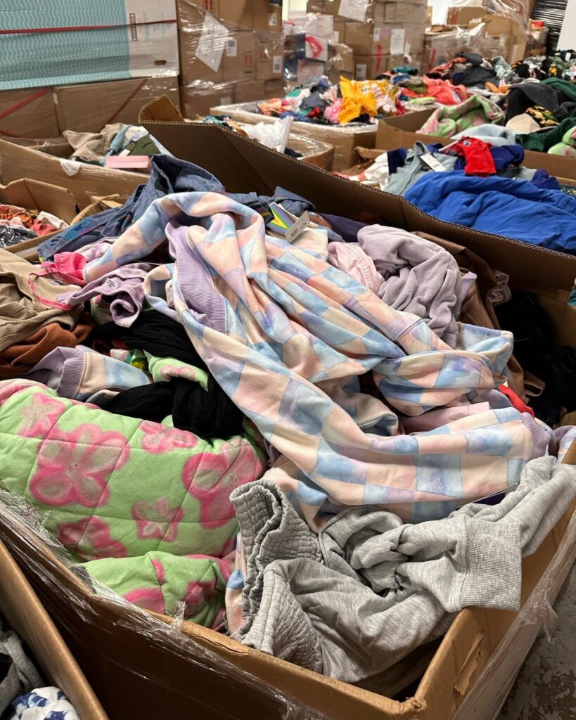 Women's Clothing Liquidation Pallets - Bulk Women Clothes Pallet